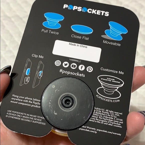 Hot Topic | Accessories | Nwt Yellow Glitter Mickey Mouse Pop Socket ...